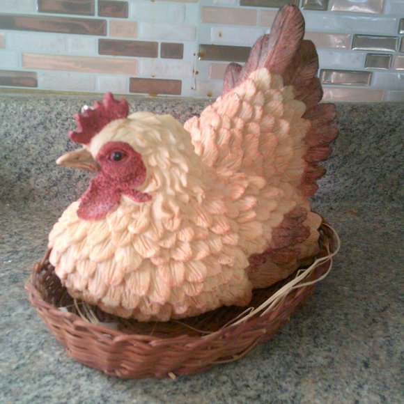 International Bazaar | Accents | Chicken In Basket Table Shelf Decor ...